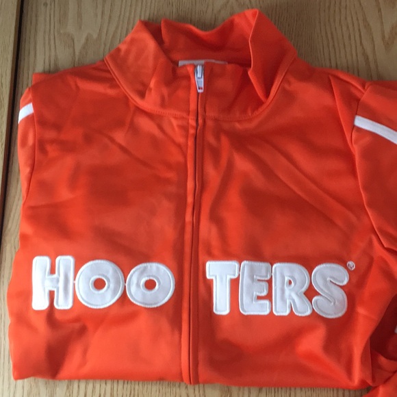Hooters | Pants & Jumpsuits | New Rare Vintage Hooters Girl Uniform ...
